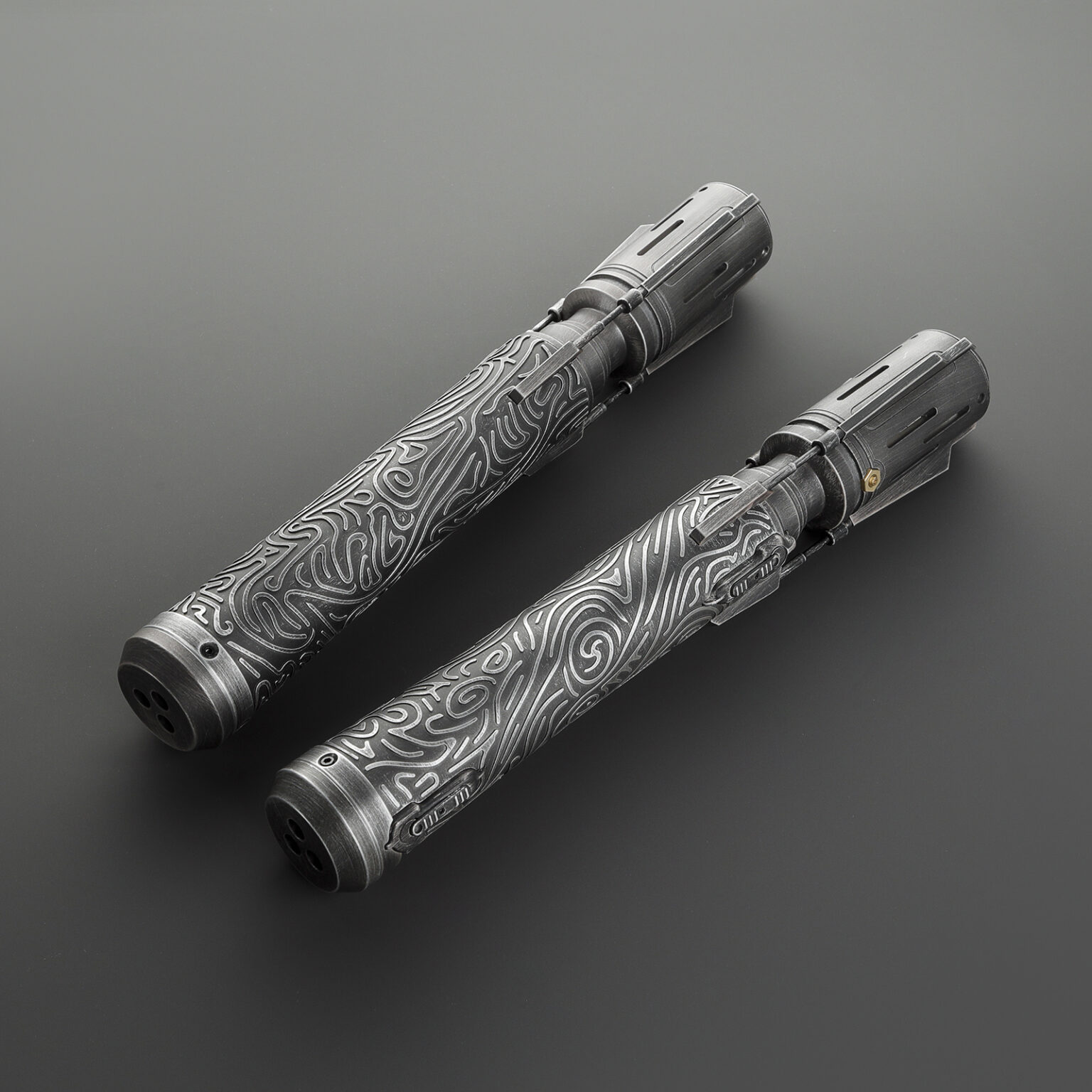 Satele Shan Weathered Double-Bladed Duelling Lightsaber - RGB-X